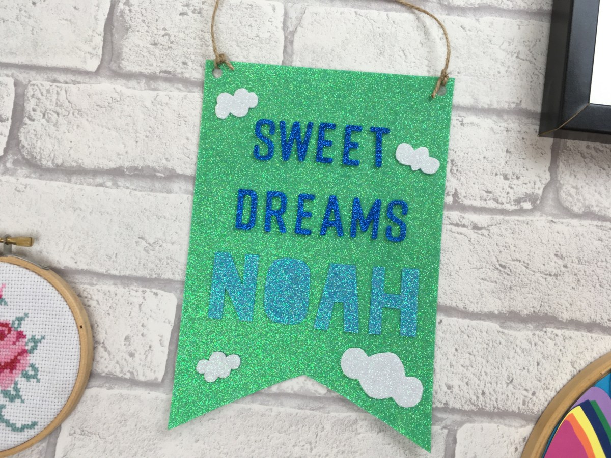 Personalised DIY Hanging Nursery Sign – I Heart Maggie