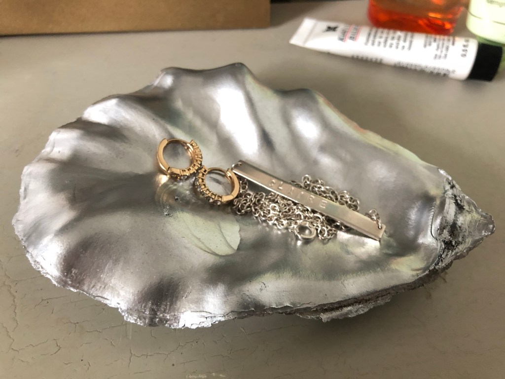 DIY Oyster Shell Trinket Dish – I Heart Maggie