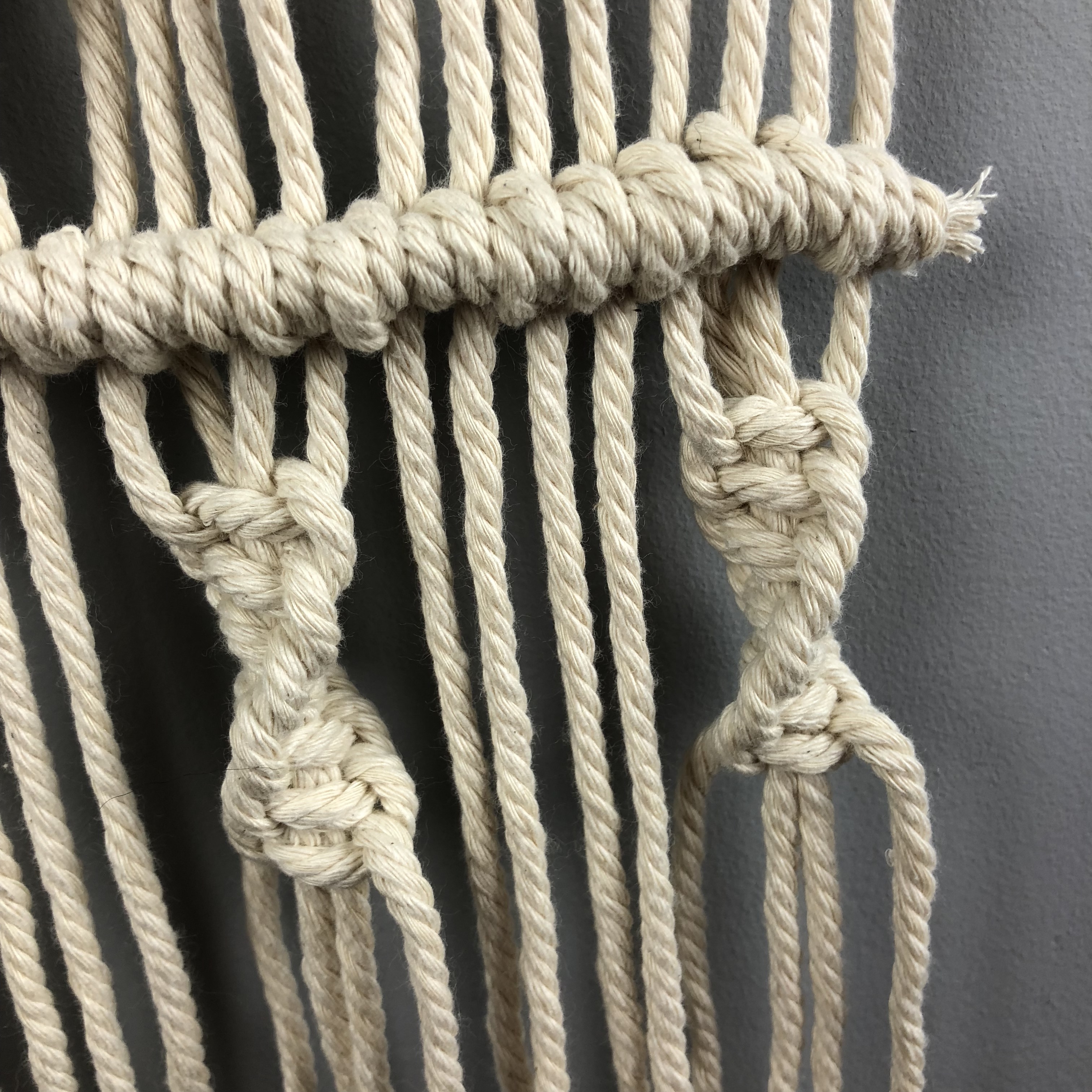 Macrame Heart Wall Hanging Tutorial – I Heart Maggie