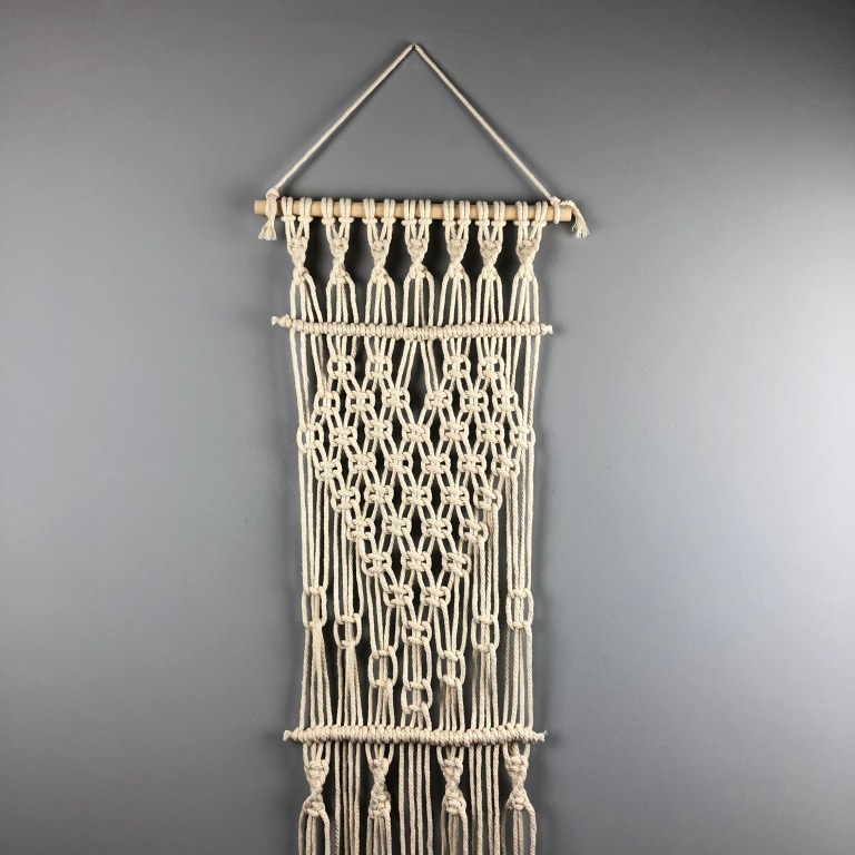 Macrame Heart Wall Hanging Tutorial – I Heart Maggie