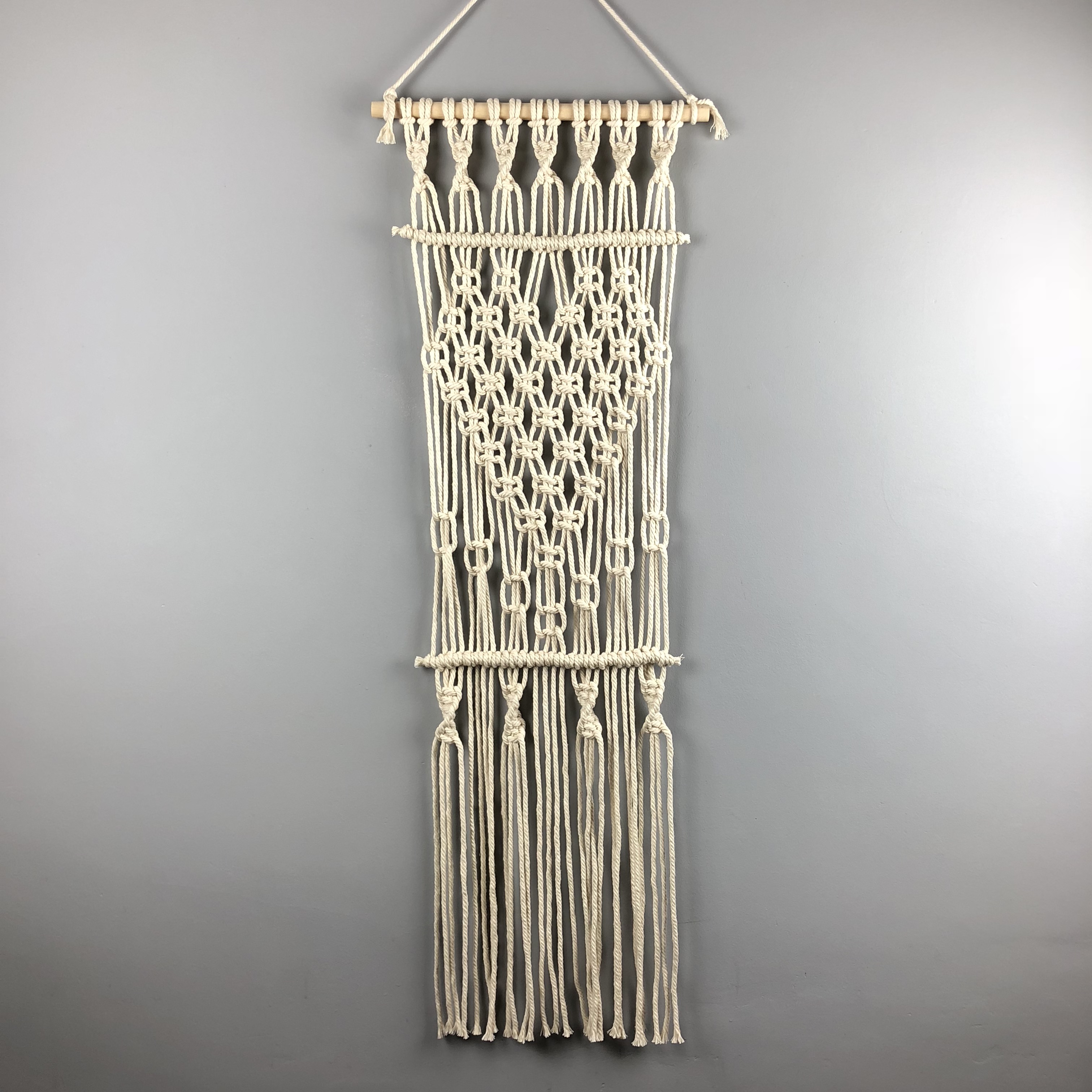 Macrame Heart Wall Hanging Tutorial – I Heart Maggie