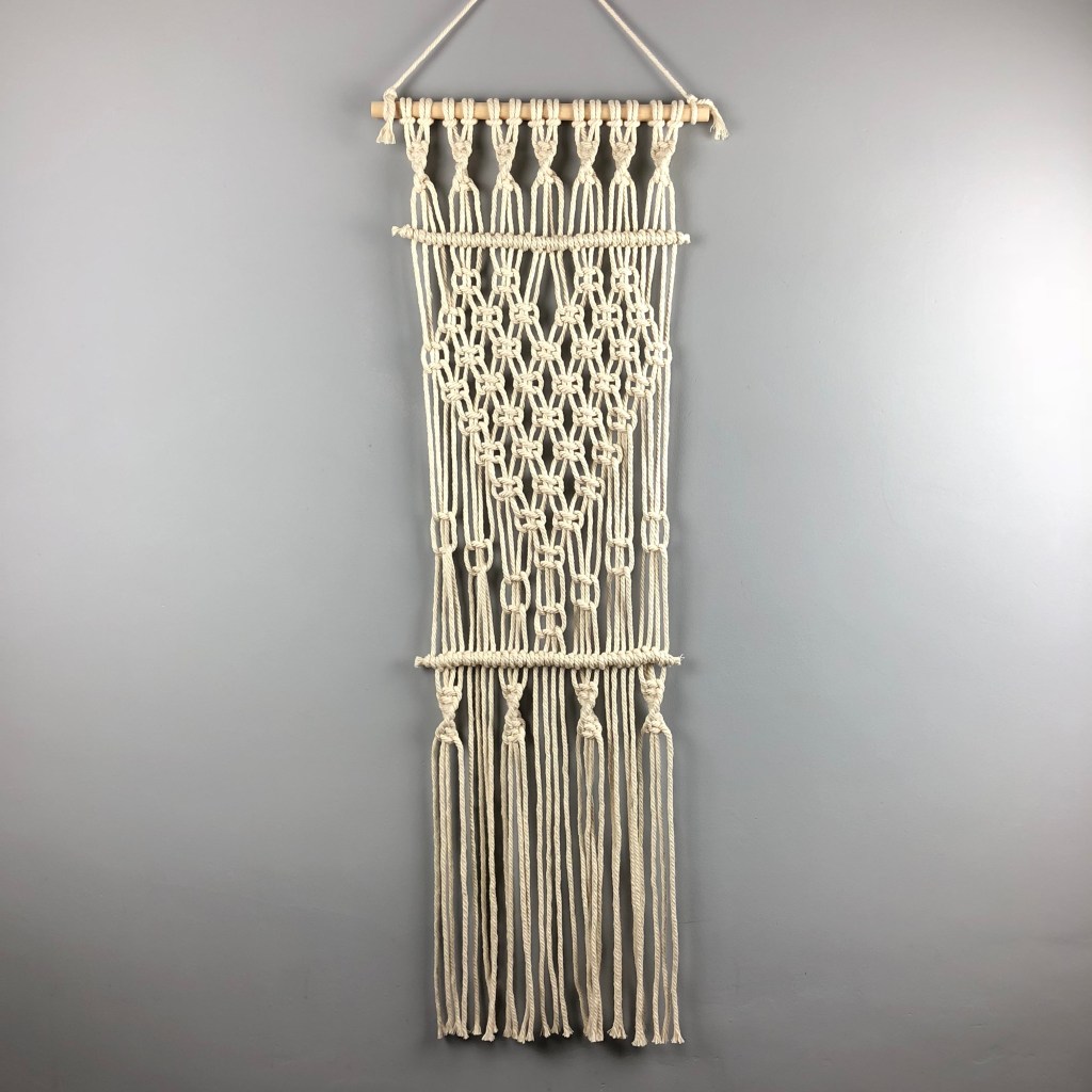 Macrame Heart Wall Hanging Tutorial – I Heart Maggie